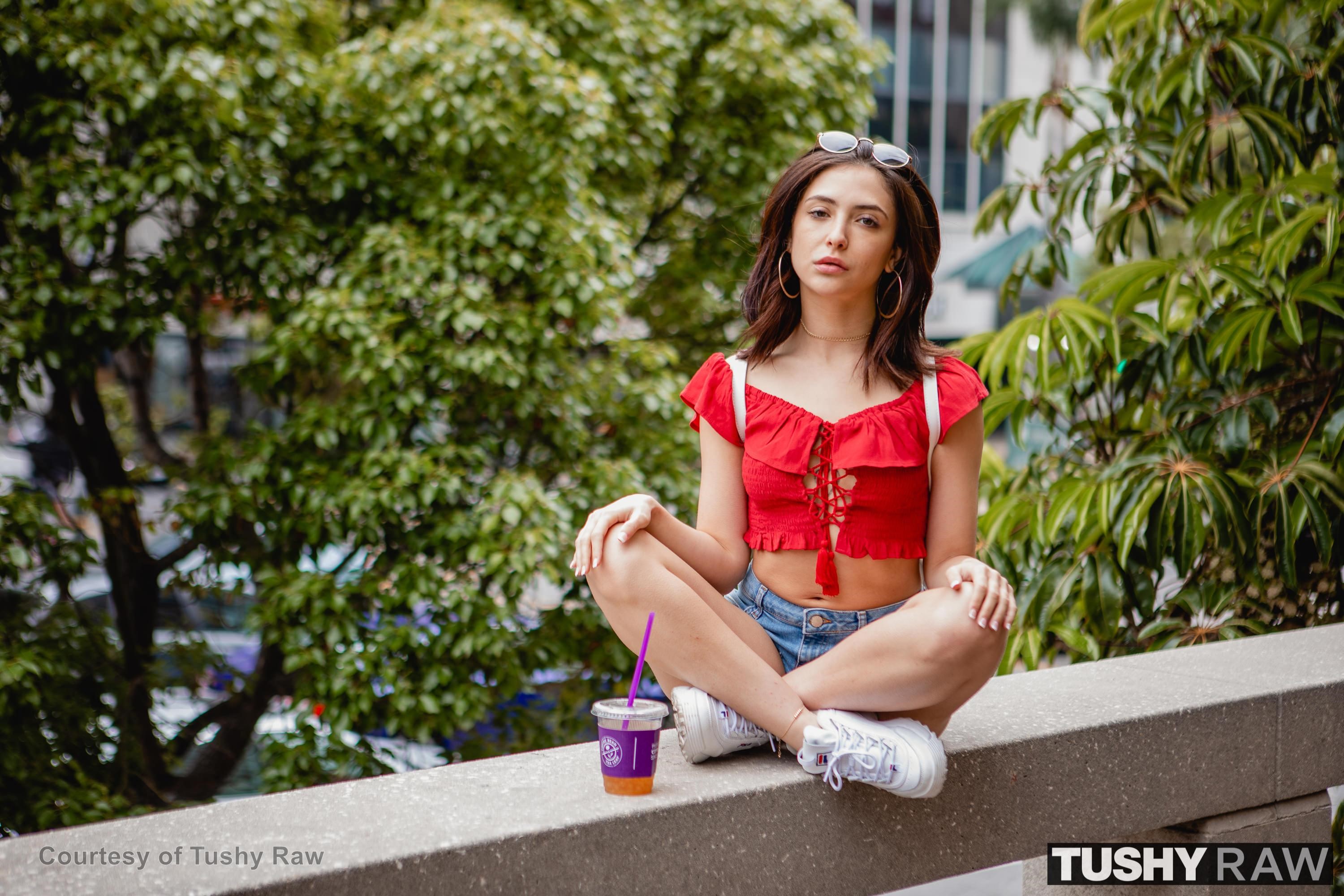 Tushy Raw V9