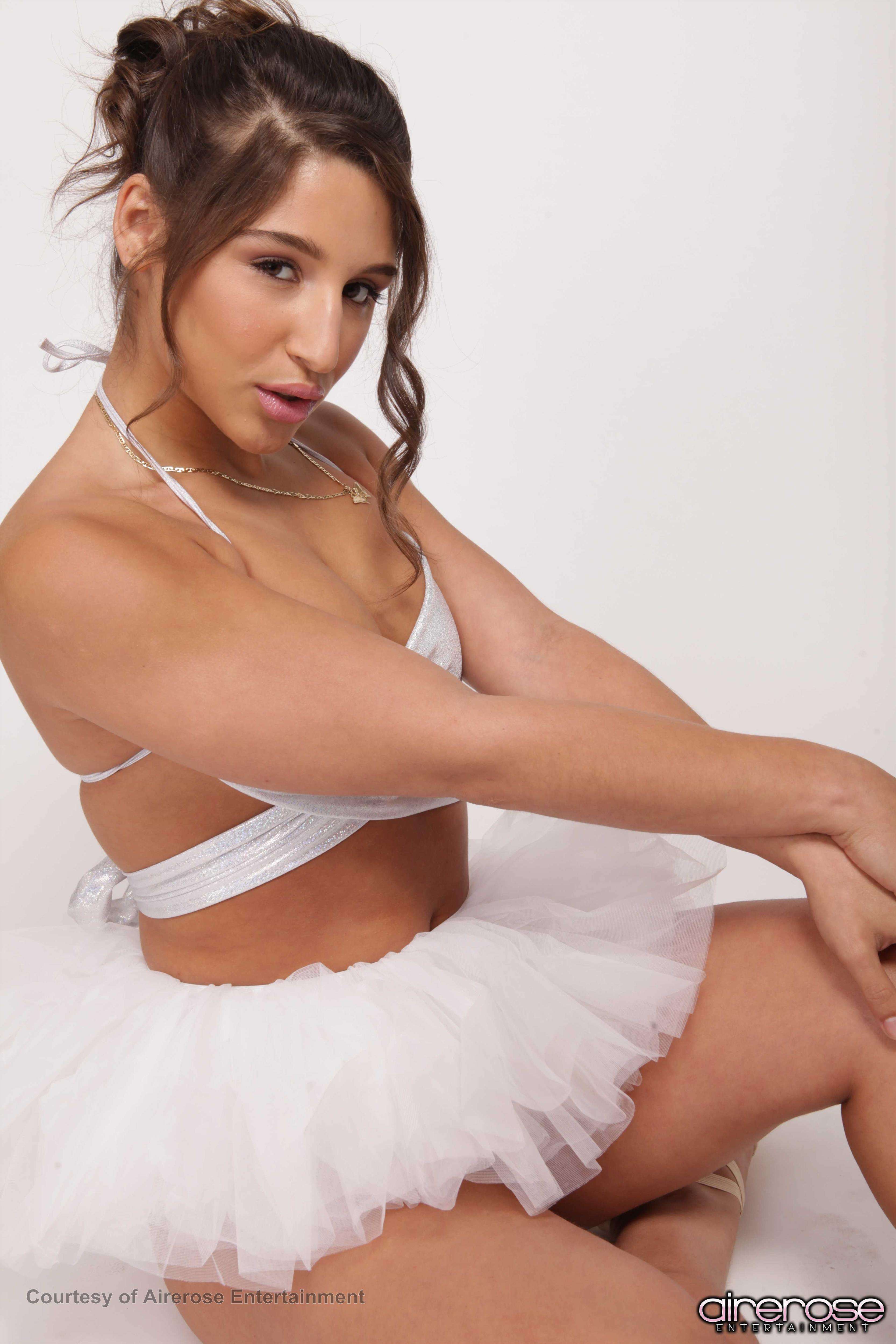 All Access Abella Danger Airerose Entertainment Image Gallery Photos